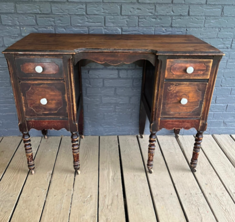 Create A Cozy Writing Space With An Antique Writing Desk - Due South